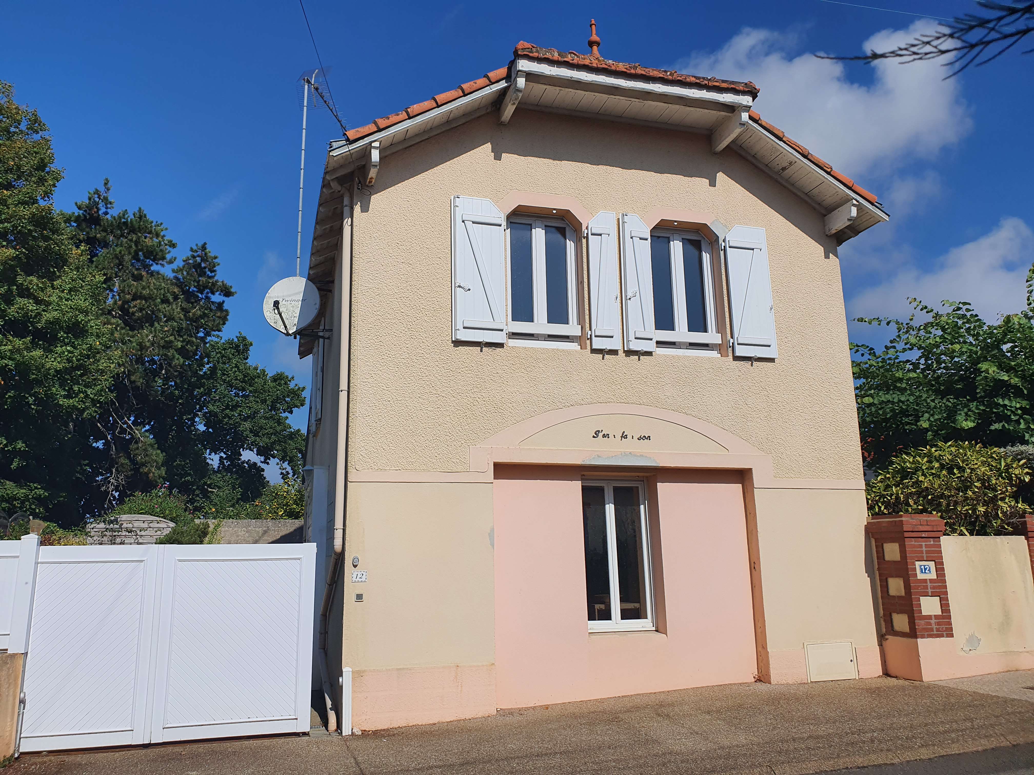 Vente VENDU - PREFAILLES - PLEIN CENTRE